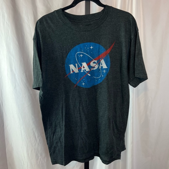 Nasa | Shirts | Fifth Sun Nasa Logo Gray Tshirt Size Ltlarge Tall ...
